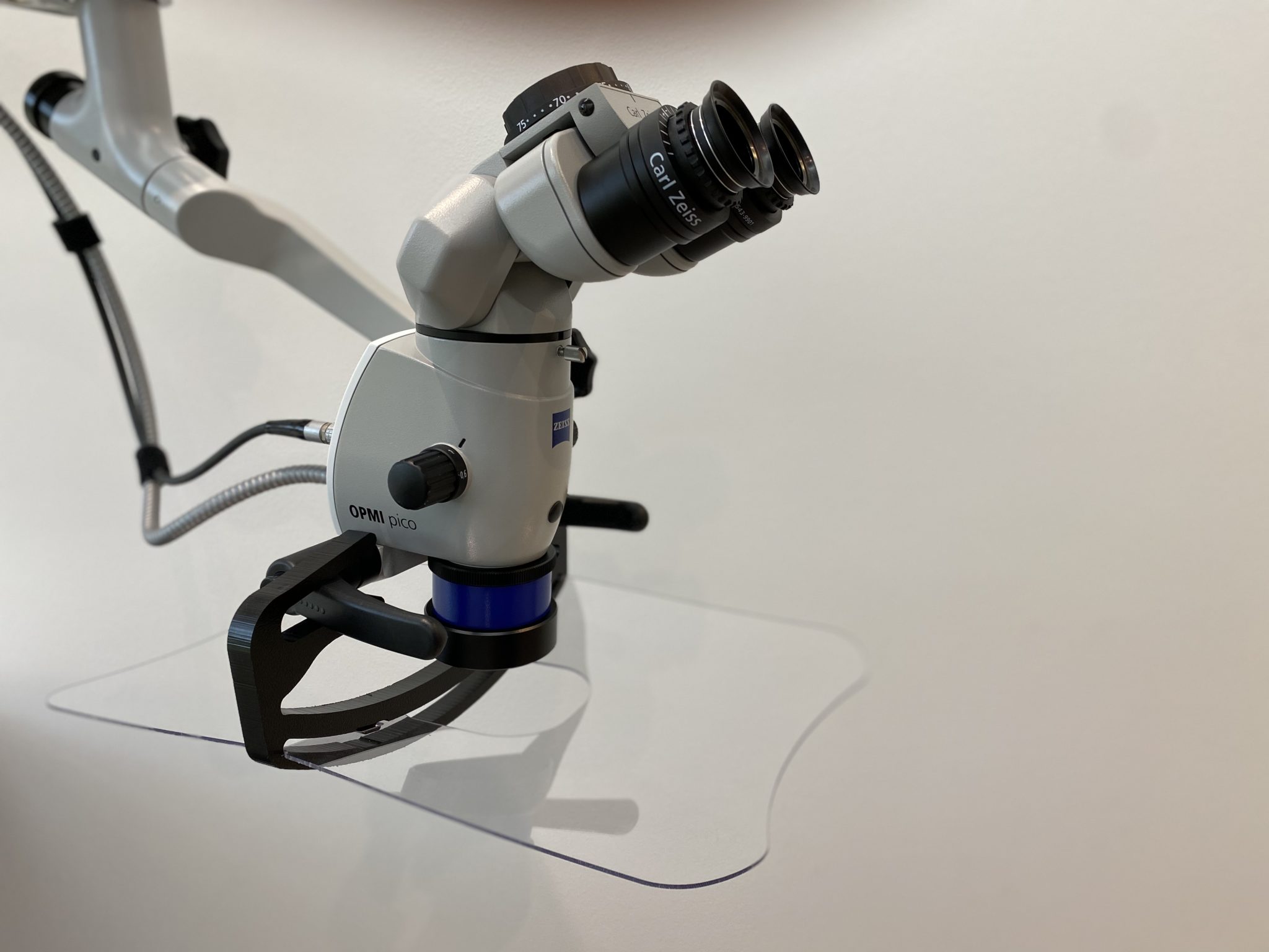 Microscope Shield - American Association of Endodontists